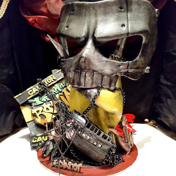 Persona 5 Skull ryuji Sakamoto Cosplay Mask With Display | Etsy