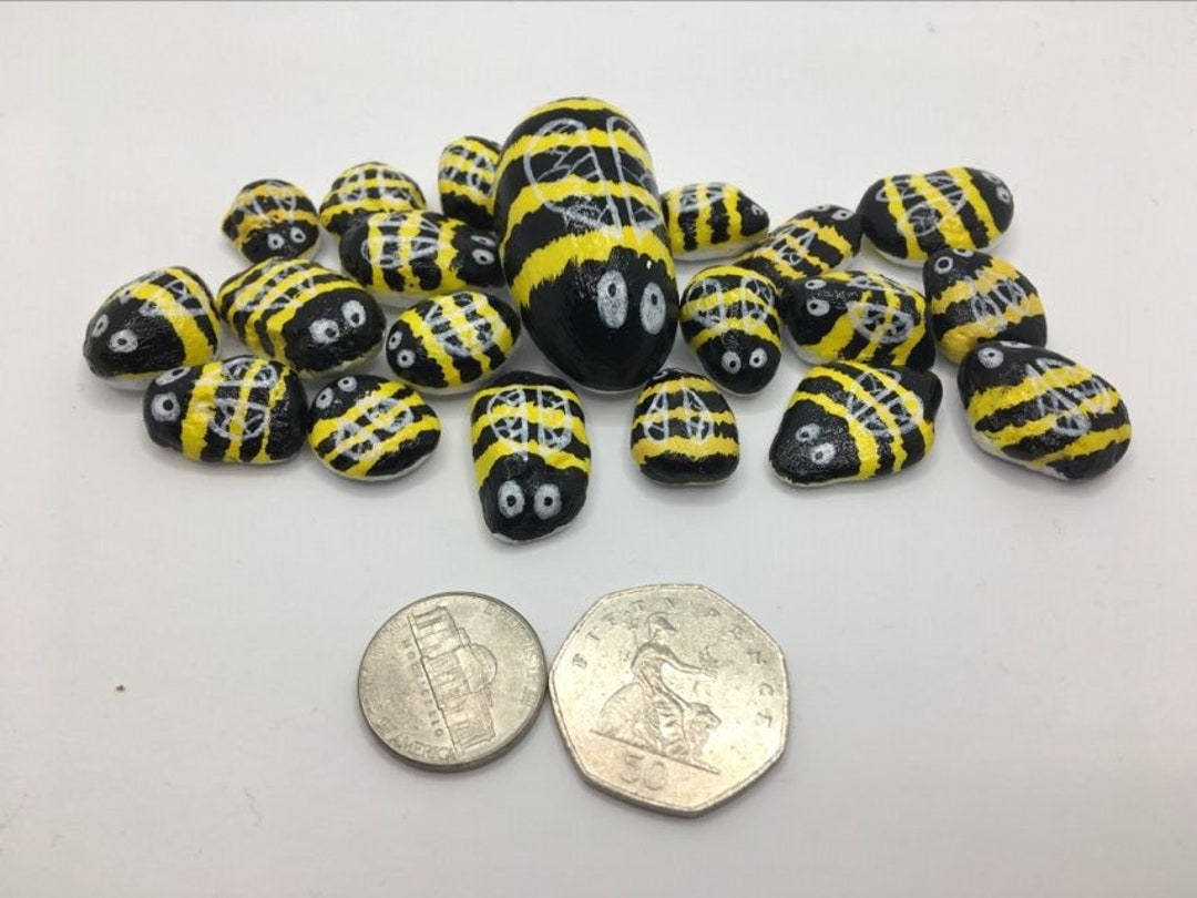 20 Pebble Bees and 1 Queen Bee Rock - Garden Decor and Indoor Decor ...