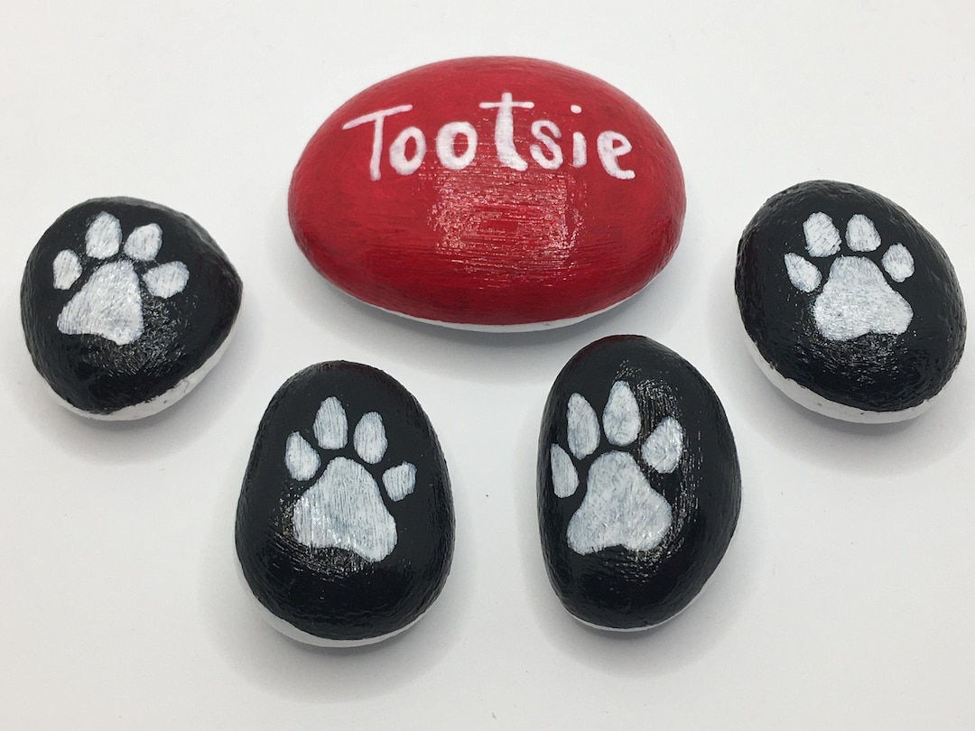 Memorial Stones Personalised Pet Name and Paw Prints Stones - Pet ...