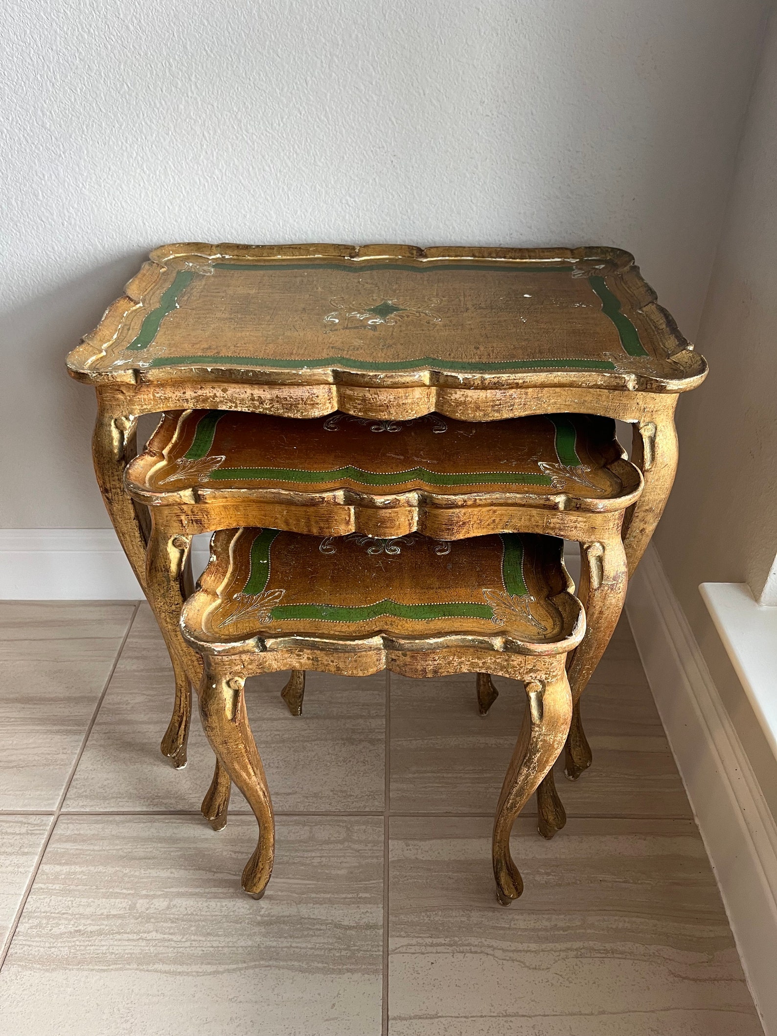 Vintage Florentine Wooden Nesting Table Gold-gilded Made in Italy, Set ...