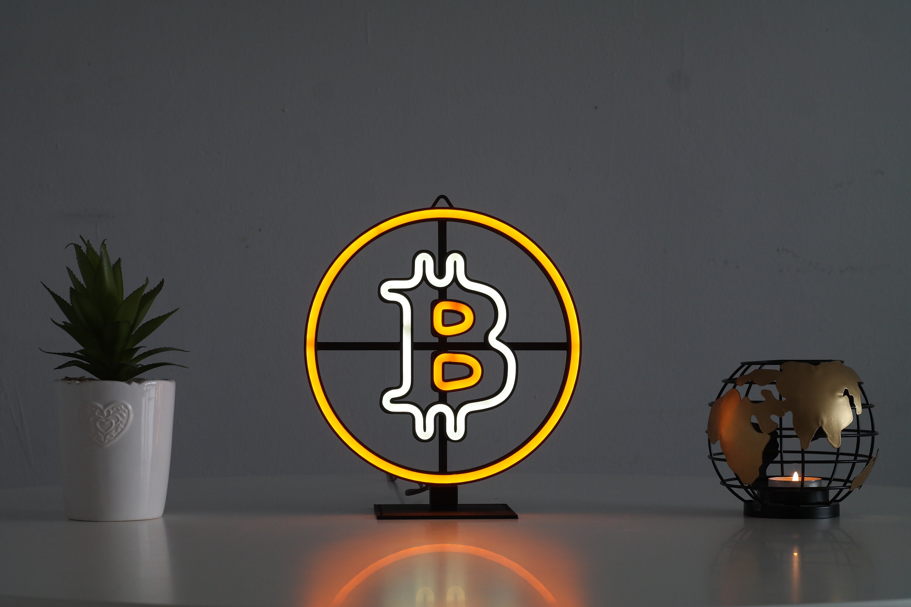Bitcoin BTC Cryptocurrency Wall Decor Neon Sign LED Desk Lamp | Etsy