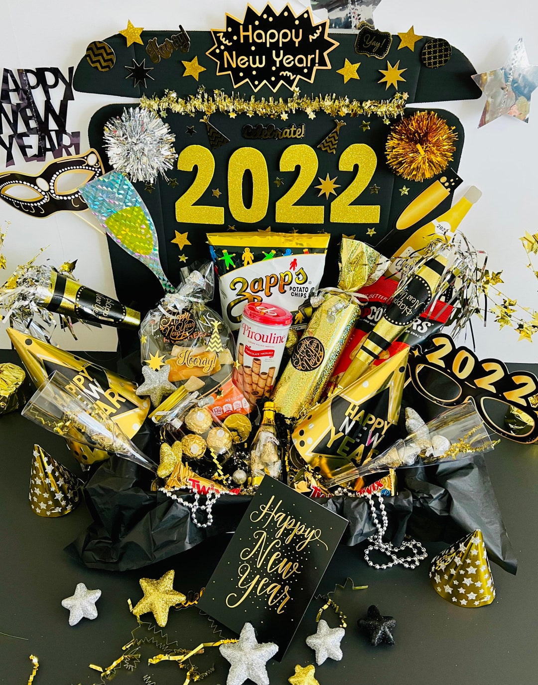 Sparkling New Year 2025 Celebration Gift Box Festive Party Essentials ...
