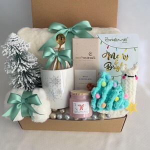 Holiday Gift Box Cozy Winter Spa Gift Christmas Gift Set Luxury Holiday ...