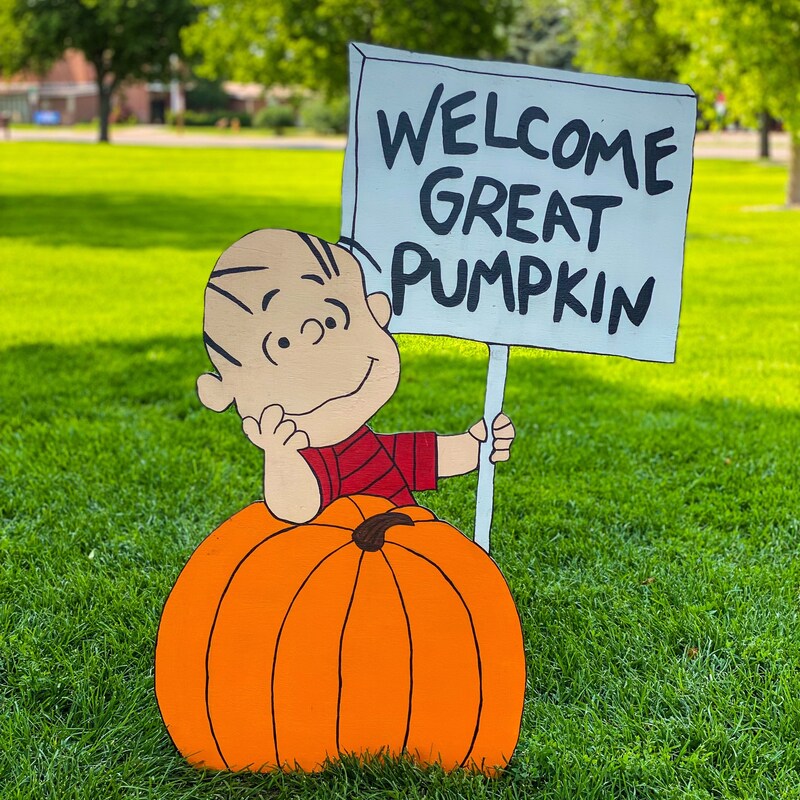 Welcome Great Pumpkin Sign - Etsy