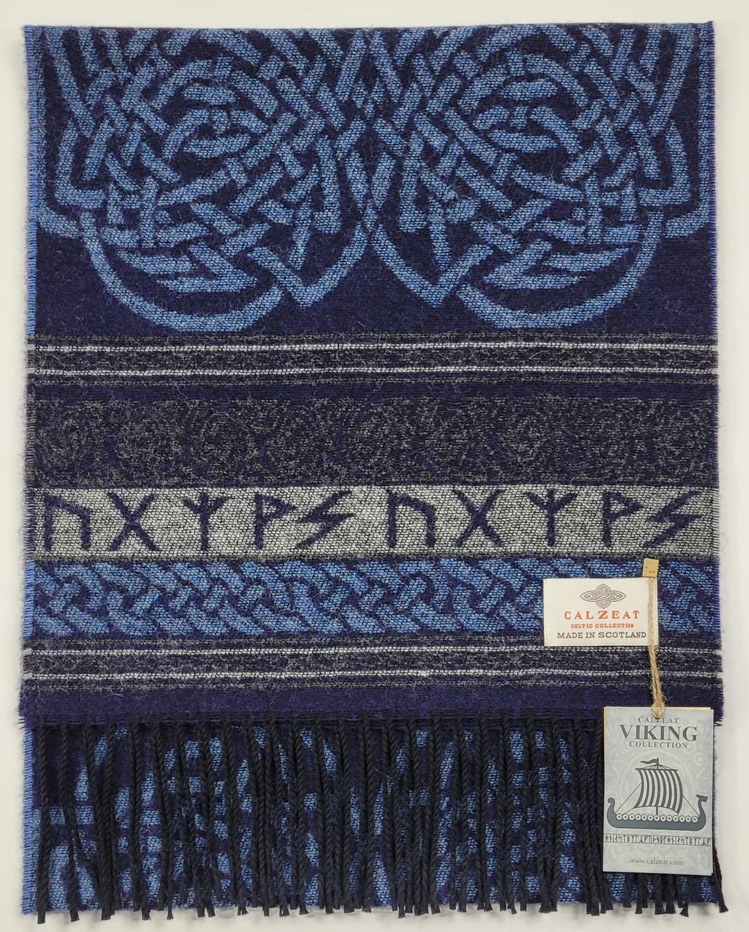 Calzeat Made in Scotland Jacquard Woven 100% Lambswool Crichton Runes ...