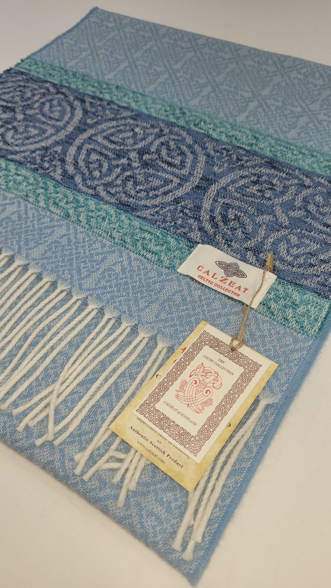 Calzeat Made in Scotland Jacquard Woven Celtic Nordic Border Alaska ...