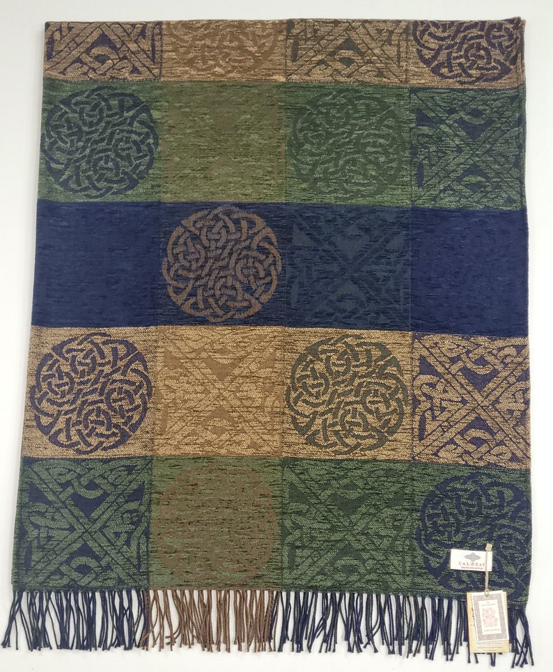 Calzeat Made in Scotland Jacquard Woven Celtic Knot Clansman Throw - Etsy