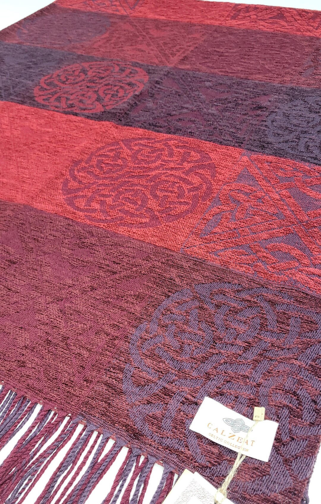 Calzeat Made in Scotland Jacquard Woven Celtic Knot Garnet Throw - Etsy