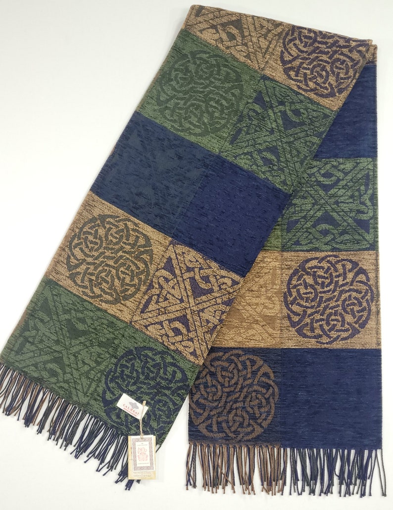 Calzeat Made in Scotland Jacquard Woven Celtic Knot Clansman Throw - Etsy