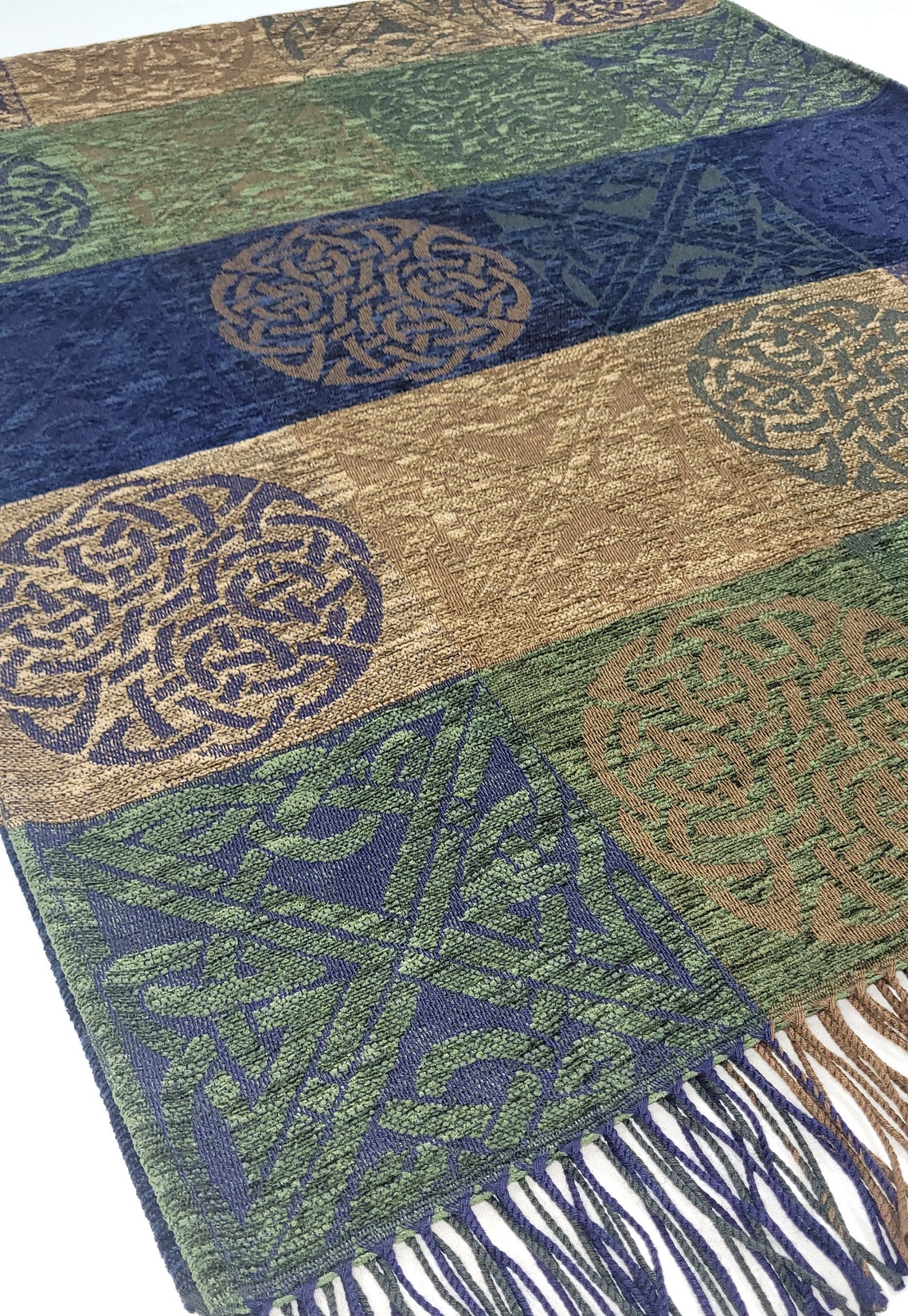 Calzeat Made in Scotland Jacquard Woven Celtic Knot Clansman Throw - Etsy