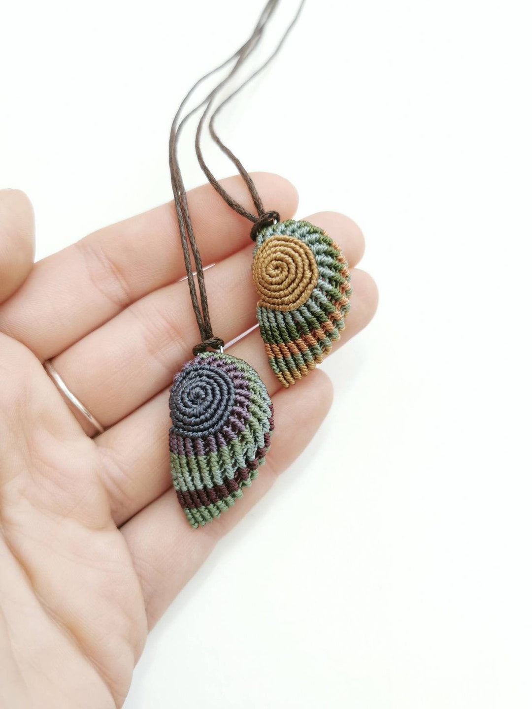 Macrame Shell Necklace, Nautilus Pendant, Snail Shell, Ammonite Fossil ...