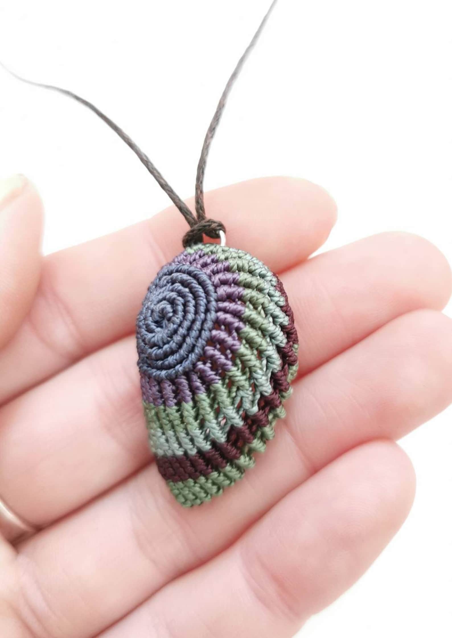 Macrame Shell Necklace, Nautilus Pendant, Snail Shell, Ammonite Fossil ...