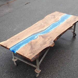 Custom Deep Blue Ocean Epoxy Table: Walnut Live Edge Dining Table - Etsy