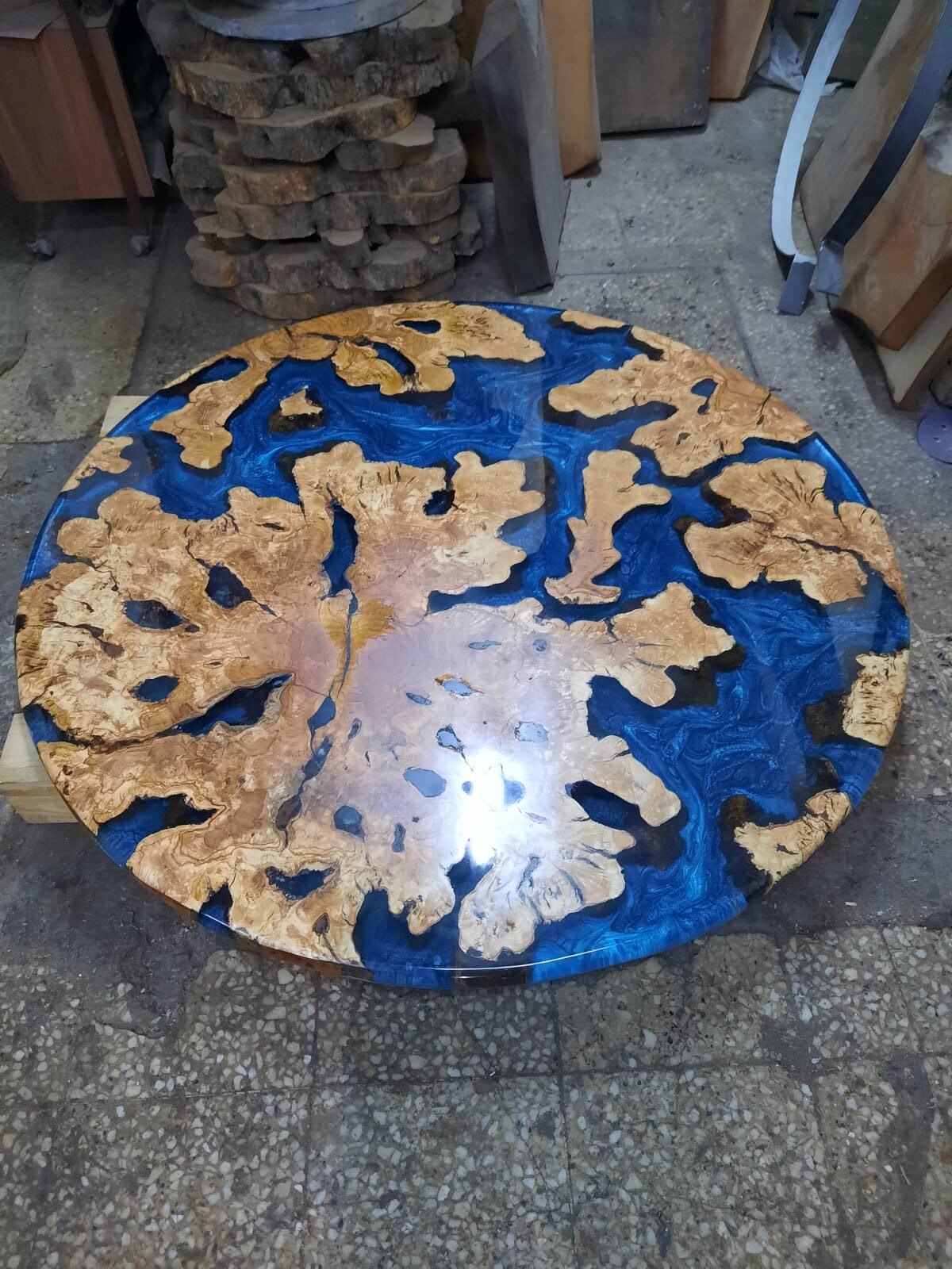 Custom Round Epoxy Table Resin Dining Table With Olive Round - Etsy