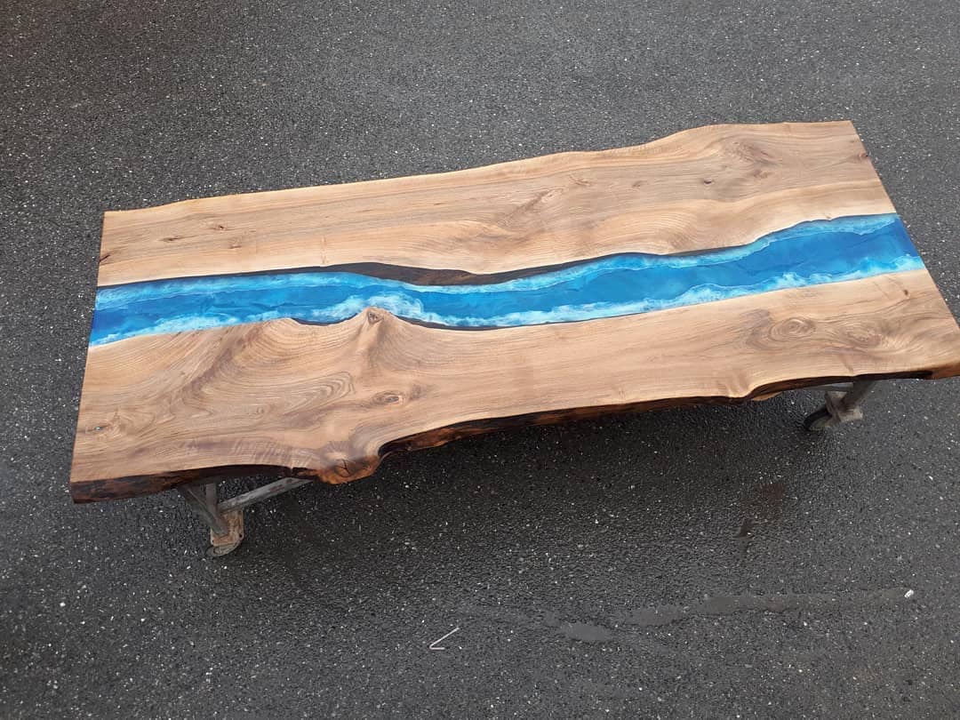 Custom Deep Blue Ocean Epoxy Table: Walnut Live Edge Dining Table - Etsy