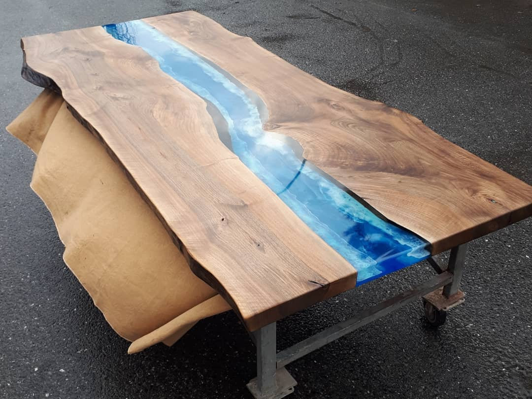 Custom Deep Blue Ocean Epoxy Table: Walnut Live Edge Dining Table - Etsy