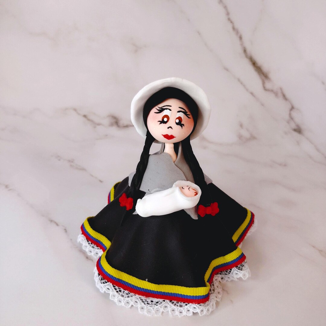 Colombian Doll Decoration With Baby: Folkloric Souvenir Gift - Etsy