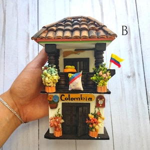 Colombia Encanto Casita Doll House, Colombian Art Gift, Colombian Latin ...