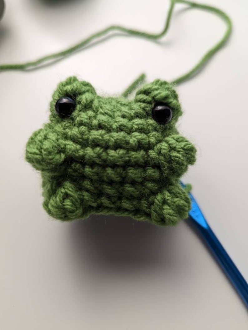 Easy Frog Crochet PATTERN, Cute Frog, Green, Crochet Animals ...
