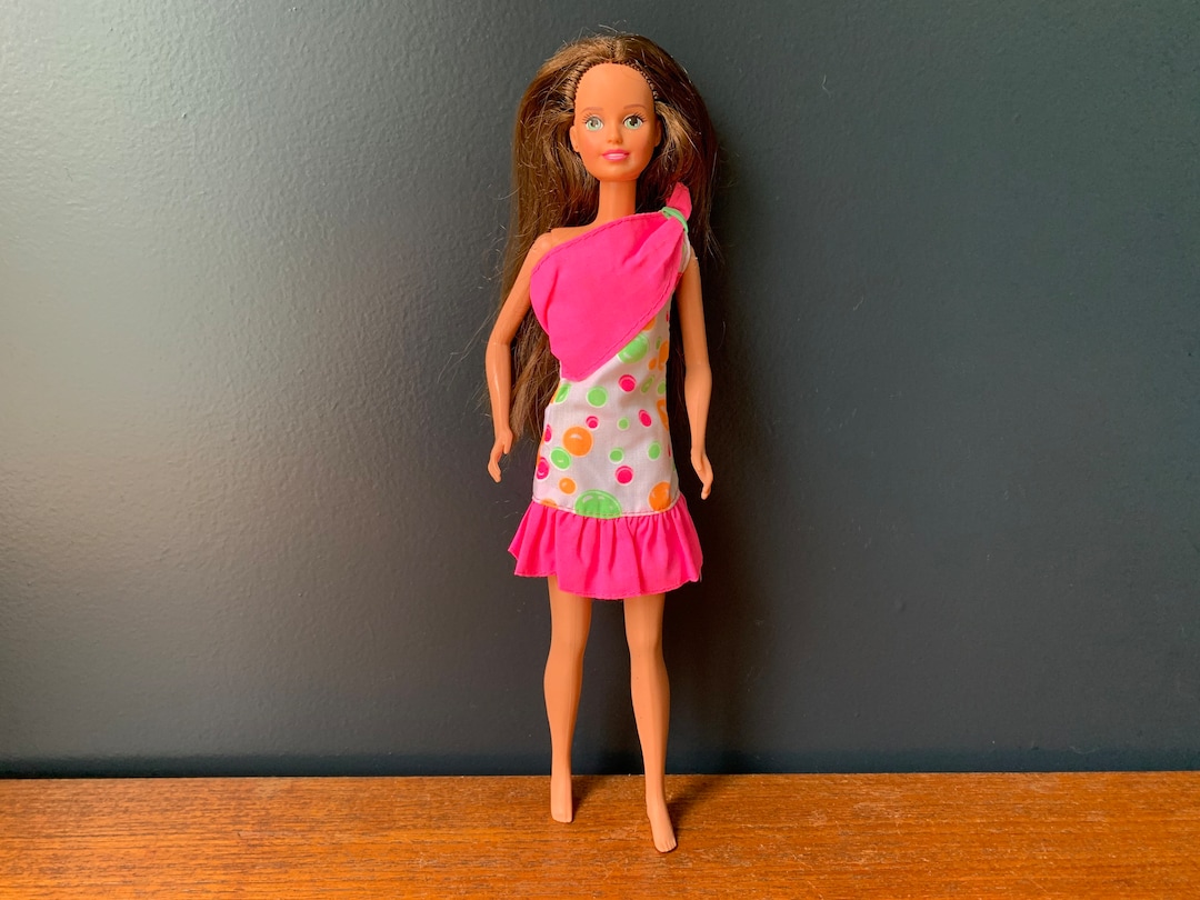 1990s Sindy Doll Brunette Wearing 1994 Sunny Collection Sindy Etsy