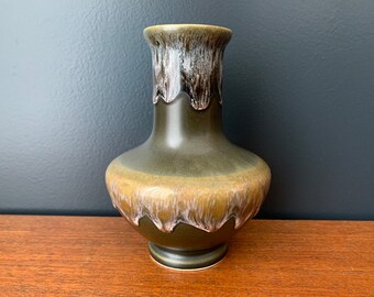 Hull Pottery Vase - Etsy UK
