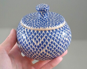 Olive Wood Salt Cellar With Lid and Spoon, Salt Pig/spice Box/salt ...