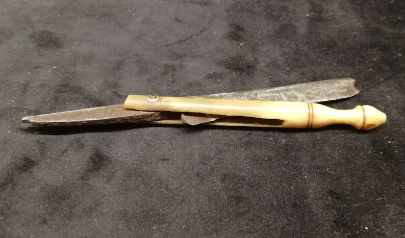 Ottoman Turkish Antique Straight Razor W/ Bone Handle Hairdresser ...