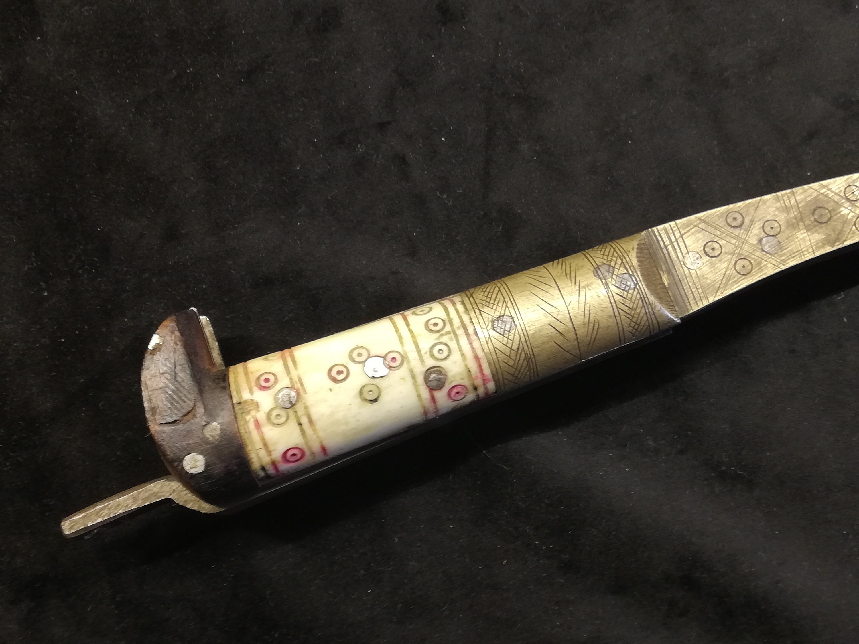 Mughal Folding Sickel / War Axe W/ Steel Blade & Brass Bone - Etsy