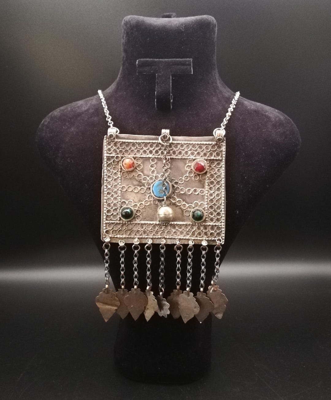 Middle Eastern Necklace W/ Semi-precious Stones - Collectable Jewelery ...