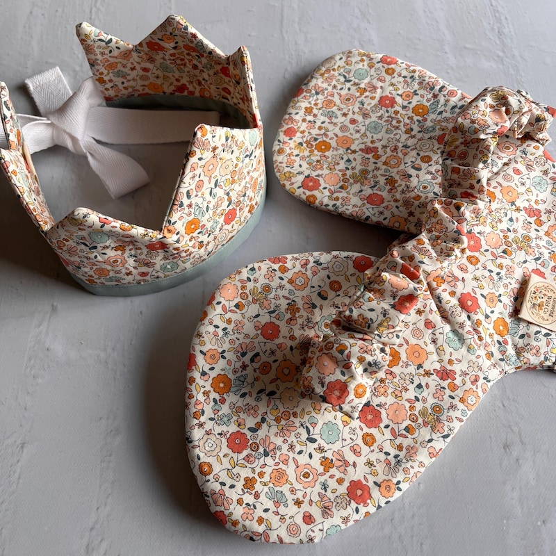 Little Girls Floral Crowns - Etsy