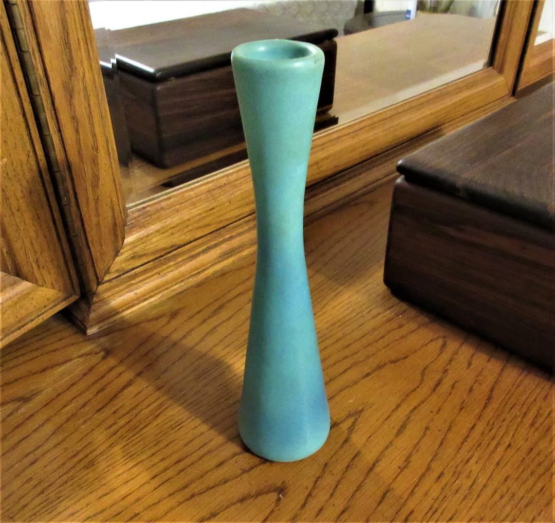 Van Briggle Art Pottery Bud Vase Ming Blue Ombre Turquoise Green Blue ...