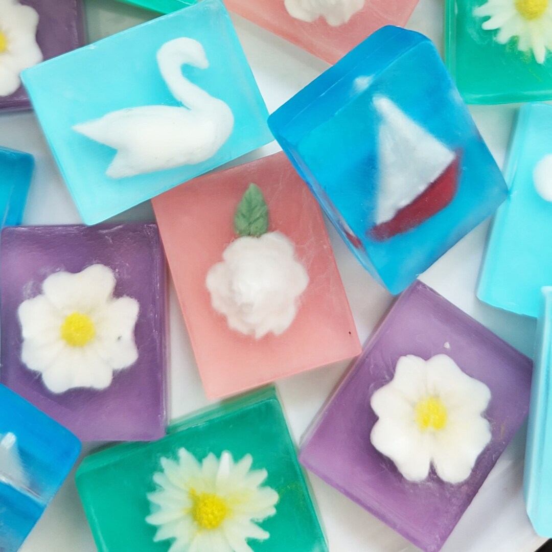 TINY TRAVEL SOAPS Assortment of Designs and Fragrances 10 Tiny Bar ...