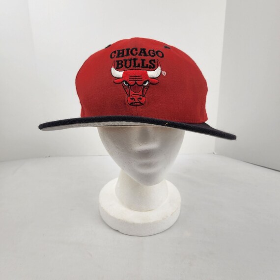 Vintage Chicago Bulls New Era Pro Model Snapback Base… - Gem