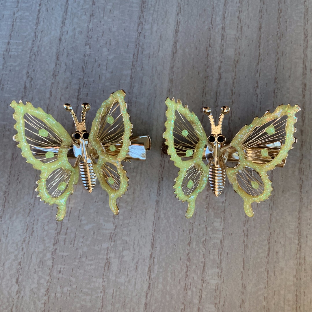 90’s Vintage Yellow/gold Moving Wings Butterfly Clip Set - Etsy