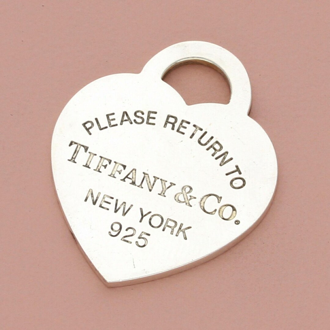 Tiffany & Co Sterling Silver Classic Large Return to Heart Tag Pendant ...