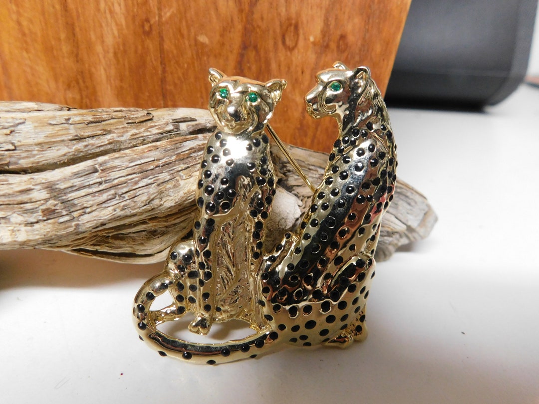 Leopard or Cheetah Pin or Brooch - Etsy