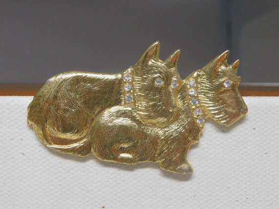 Pair of Golden Vintage Scottie Dogs Pin with Clear Rh… - Gem