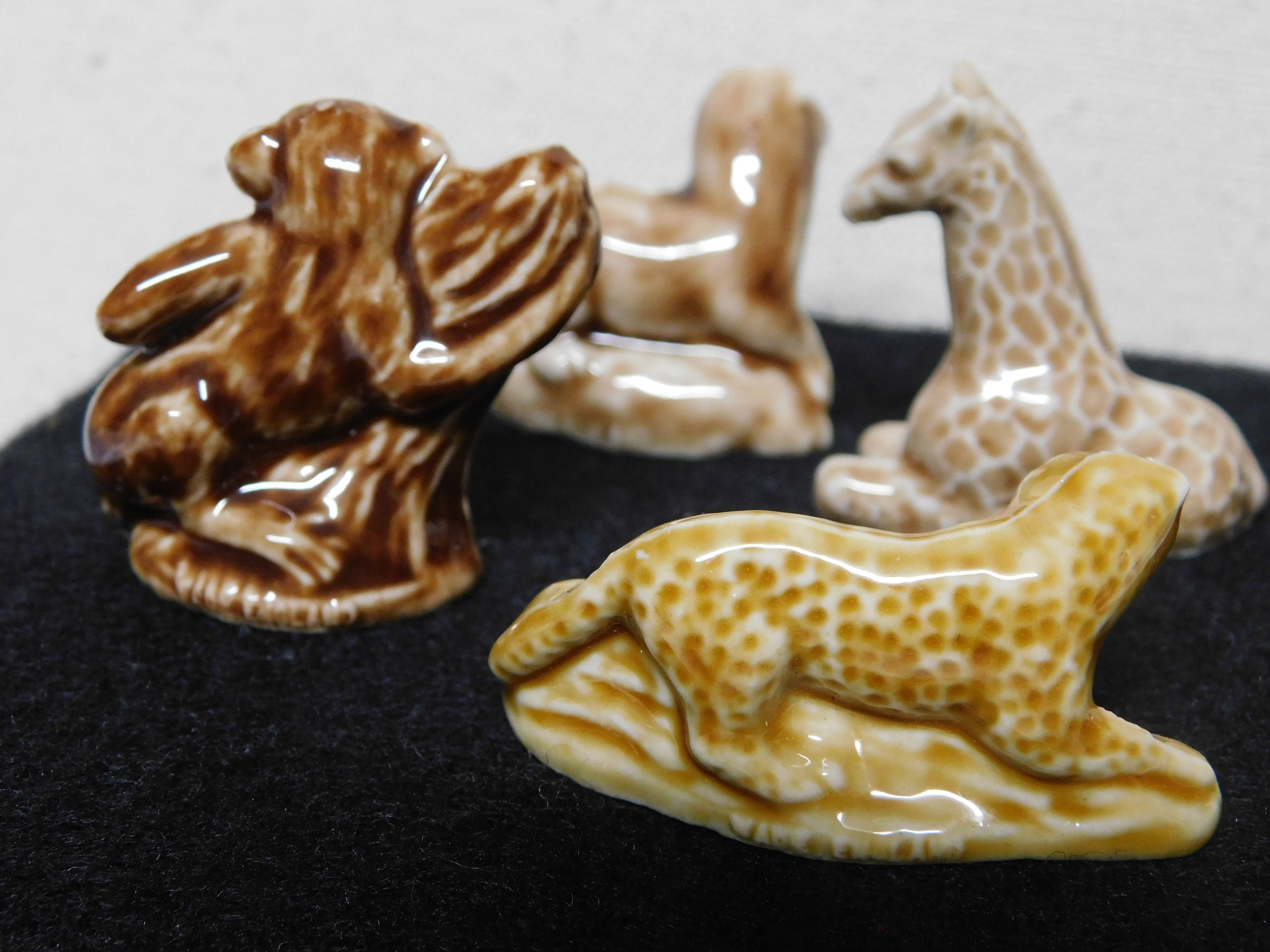 Vintage Wade Figurines From England, Giraffe, Otter, Monkey and Leopard ...