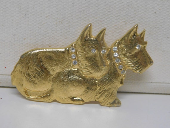 Pair of Golden Vintage Scottie Dogs Pin with Clear Rh… - Gem