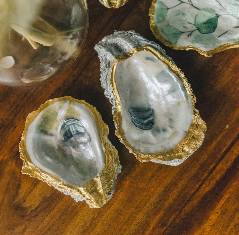 Hand-decorated Recycled Oyster Shell Ring or Trinket Dish - Etsy