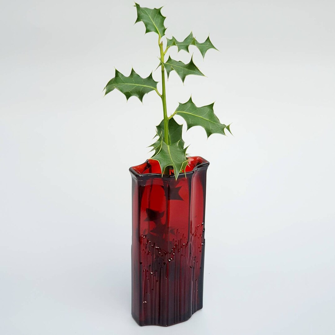 Vintage Avon Cranberry Glass Vase Avon Cosmetics Ruby Red Home Decor ...