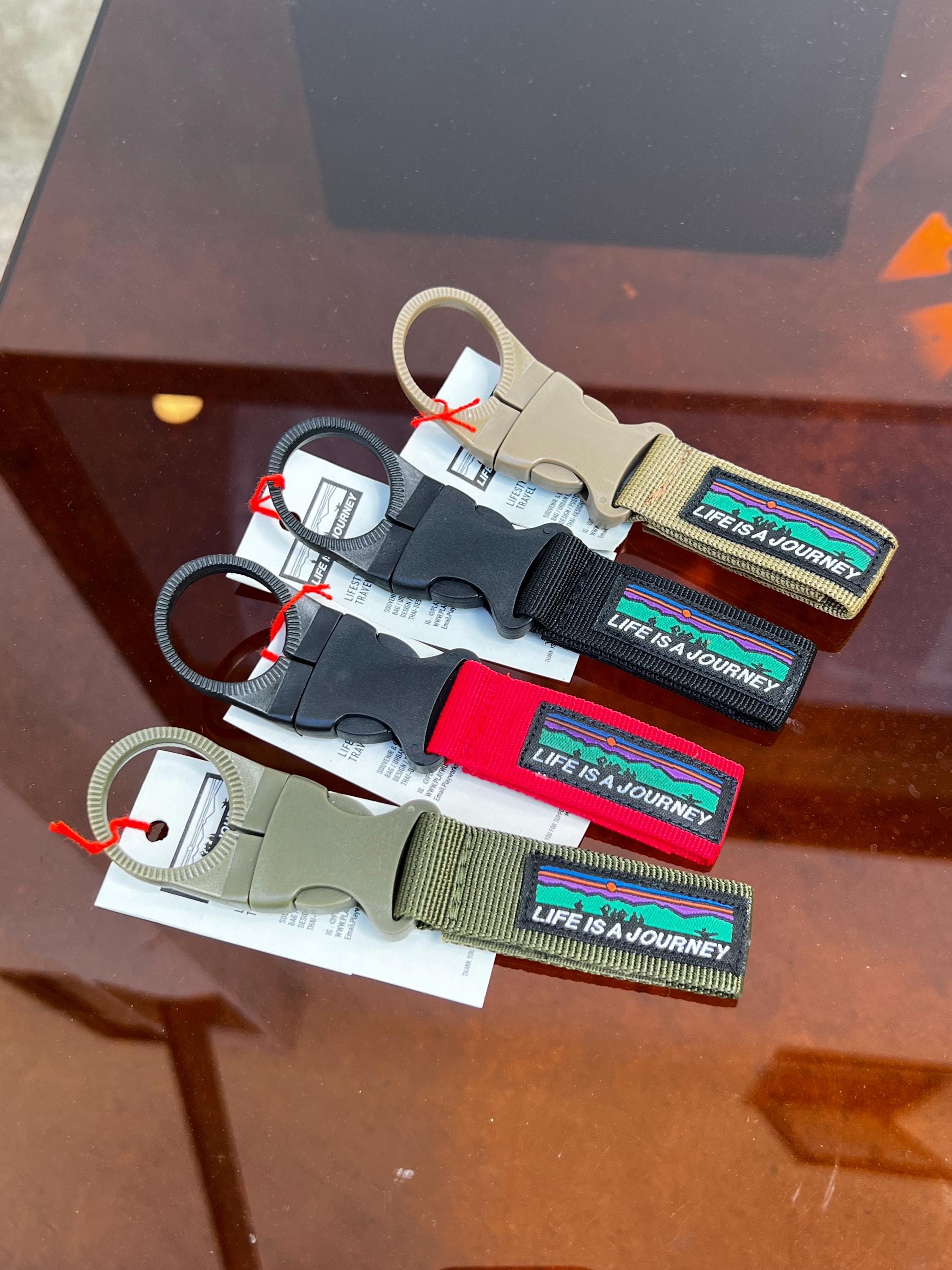 Asalato Hanger Keychain: Easy Carry Kashaka Accessory - Etsy