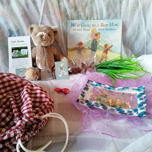 We Are Going on a Bear Hunt Story Sack - Etsy UK