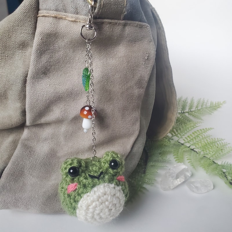 Crochet Frog Keychain - Etsy