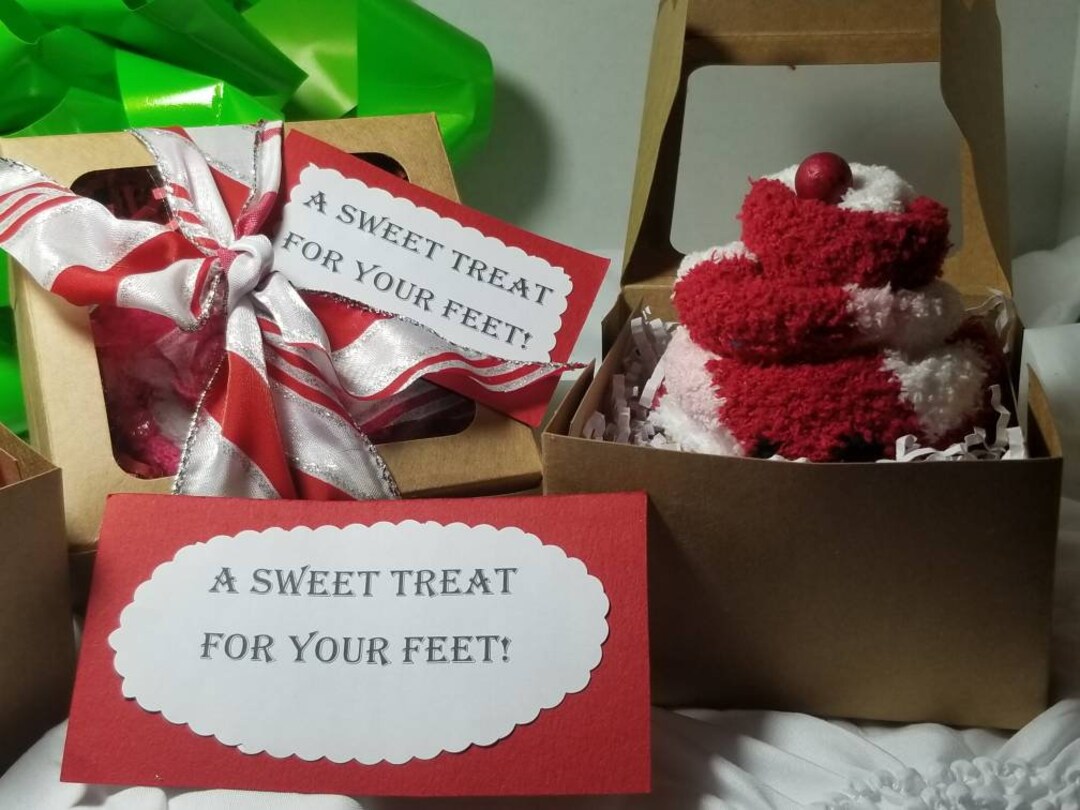 Christmas Socks, A Sweet Treat for Your Feet! Fuzzy Sock Cupcakes ...