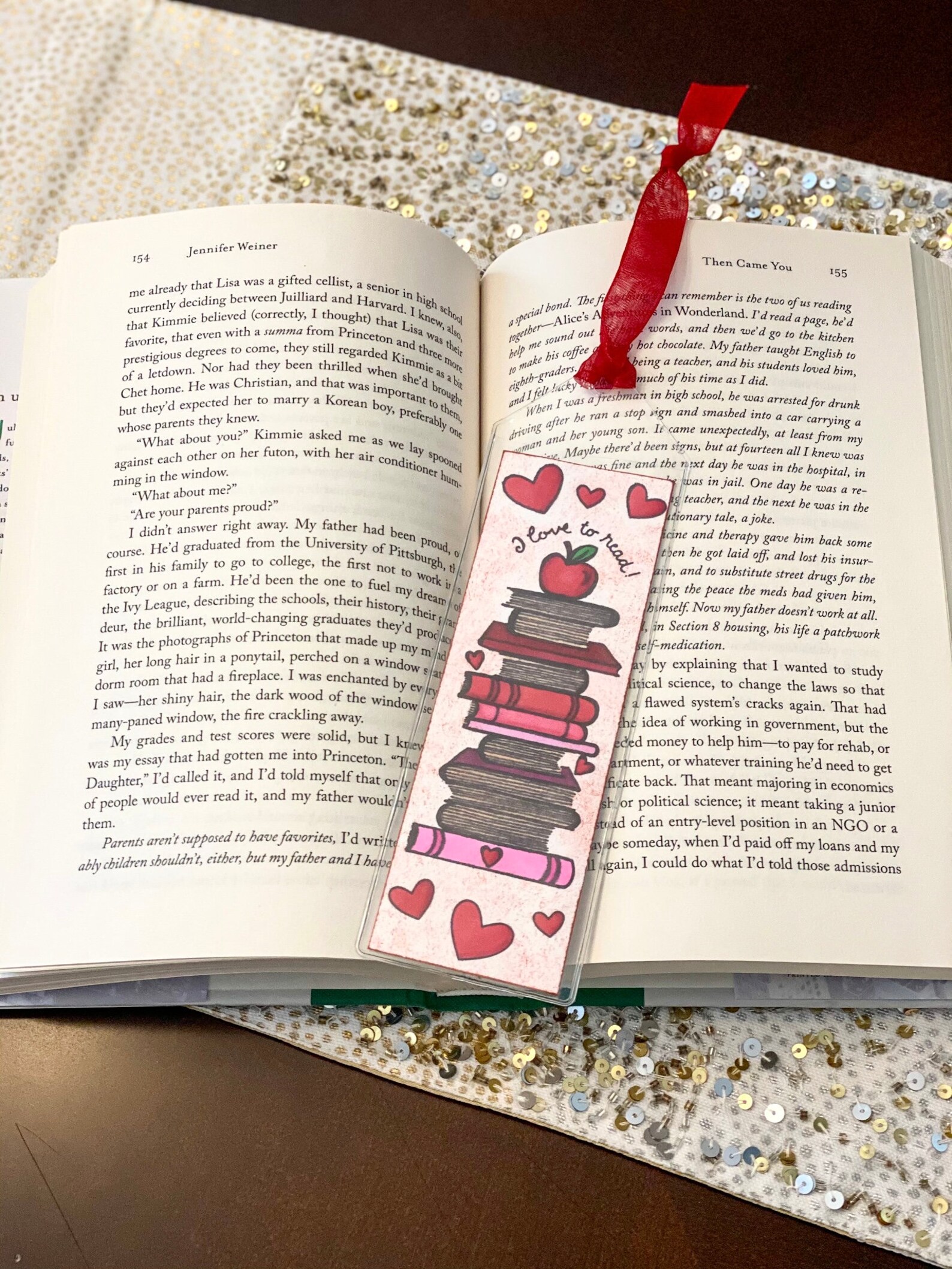 I Love To Read / Heart & Books Bookmark - Etsy.de