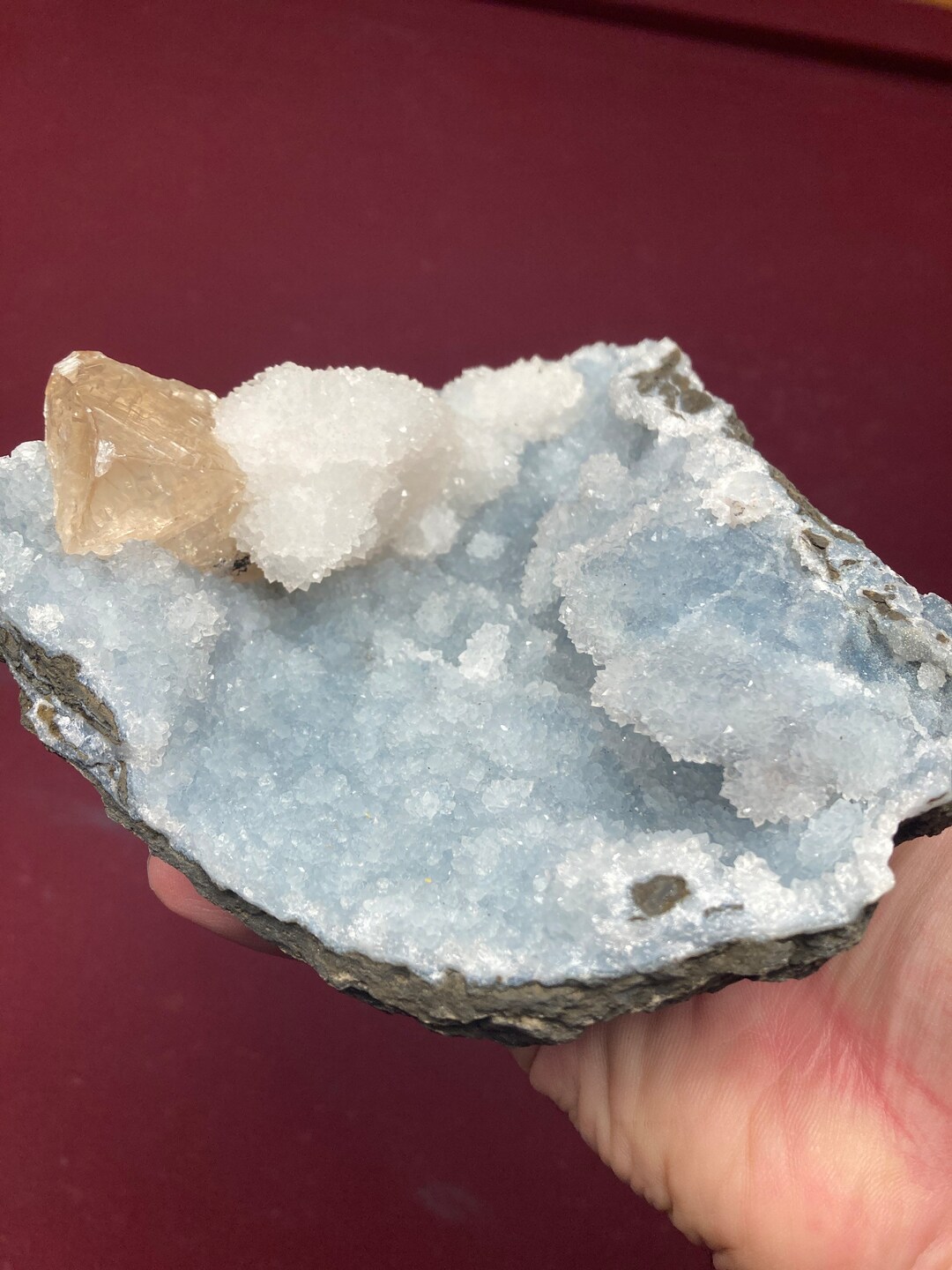 Chalcedony Geode, Chalcedony Gem Specimen, Blue Gem, Rocks and Minerals ...
