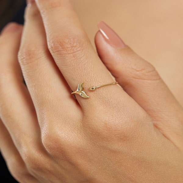 Whale Tail Ring - Etsy Canada