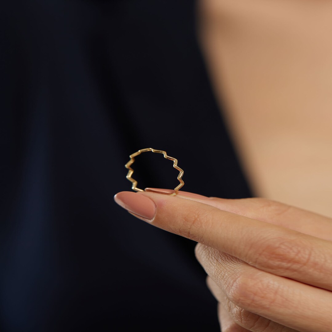 14k Solid Gold Handmade Wavy Ring for Women, Elegant 14k Gold Ripple Ring, Curved Wavy Ring ...