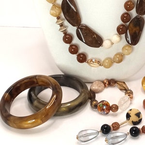 Vintage 70's to 90's Lucite Shades of Beige Brown Root Beer Coffee and ...